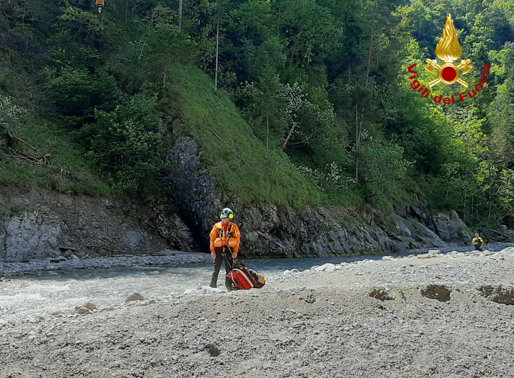 Moggio Udinese, gruppo di escursionisti in difficoltà nella forra ...