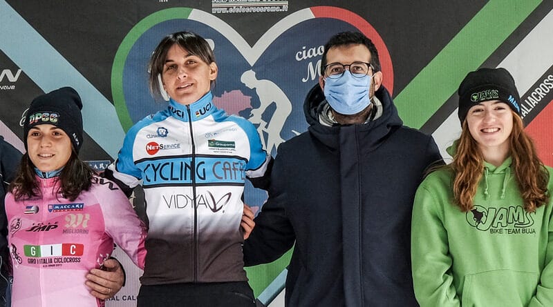 Sara Casasola e Asia Zontone assieme sul podio del Giro d'Italia Ciclocross - Studio Nord News