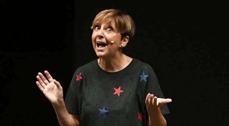 Debora Villa 20 di risate 01 - Studio Nord News
