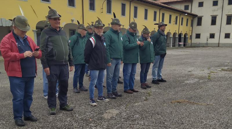 Tolmezzo, Caserma Cantore aperta in occasione dell'Adunata degli Alpini ... Tolmezzo, Caserma Cantore aperta in occasione dell'Adunata degli Alpini ...