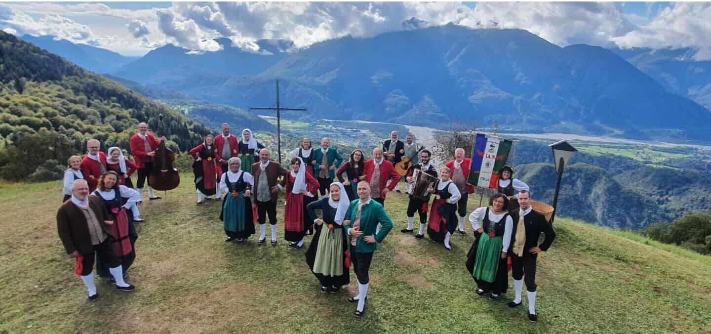 Villa Santina, c'è il Festival Internazionale del Folclore - Studio ...