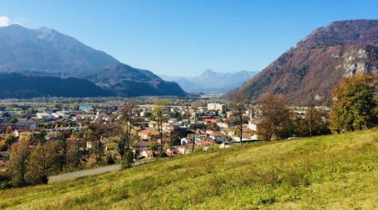 Tolmezzo, chiudono per lavori i sentieri di Prà Castello e Torre ...